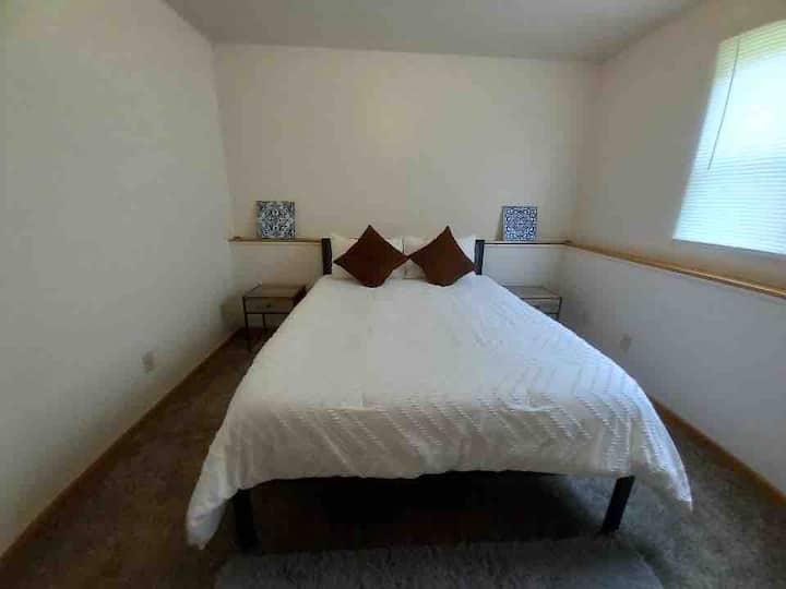 Apartment In Ottawa - Pet Friendly - Ottawa, IL