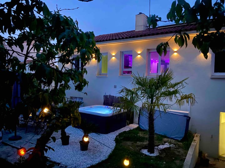Villa 12prs Moderne Avec Jaccuzi - La Roche-sur-Yon