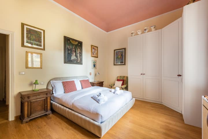 Elegant Apartment Close To Piazza Beccaria - Florence