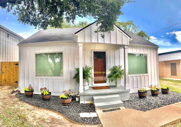 Whoop Shack - Bryan, TX