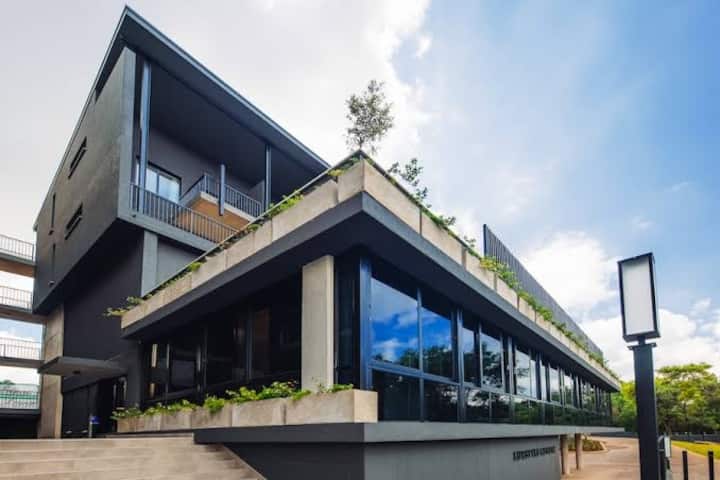 Luxury One Bedroom Apartment - Johannesburg