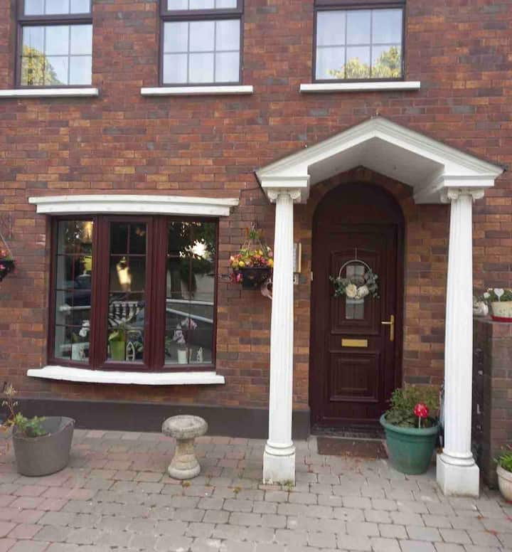 Kinsealy Downs, 4 Bedrooms, 2 Bathrooms, 2 Showers - Swords
