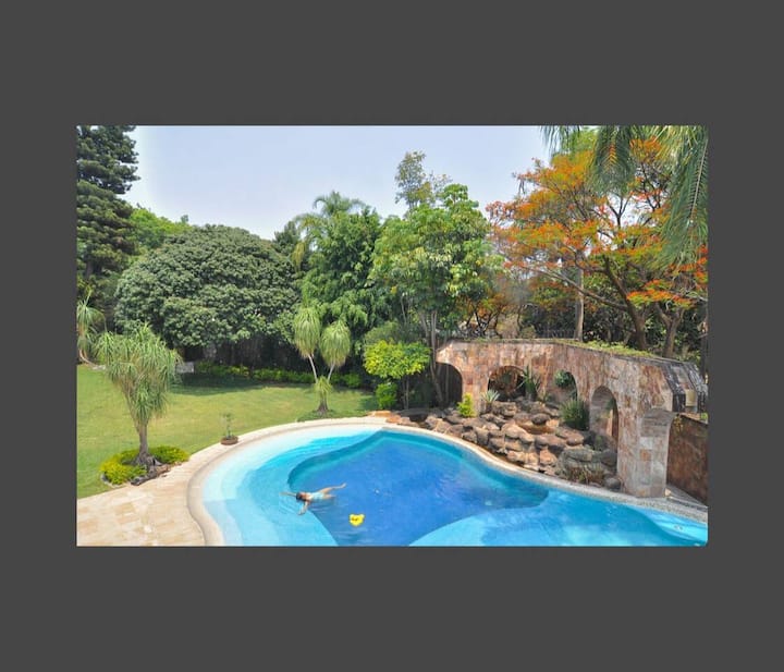 Villa Dos Arbolitos Ac, Jacuzzi Aire Libre, 16 Px - Cuernavaca
