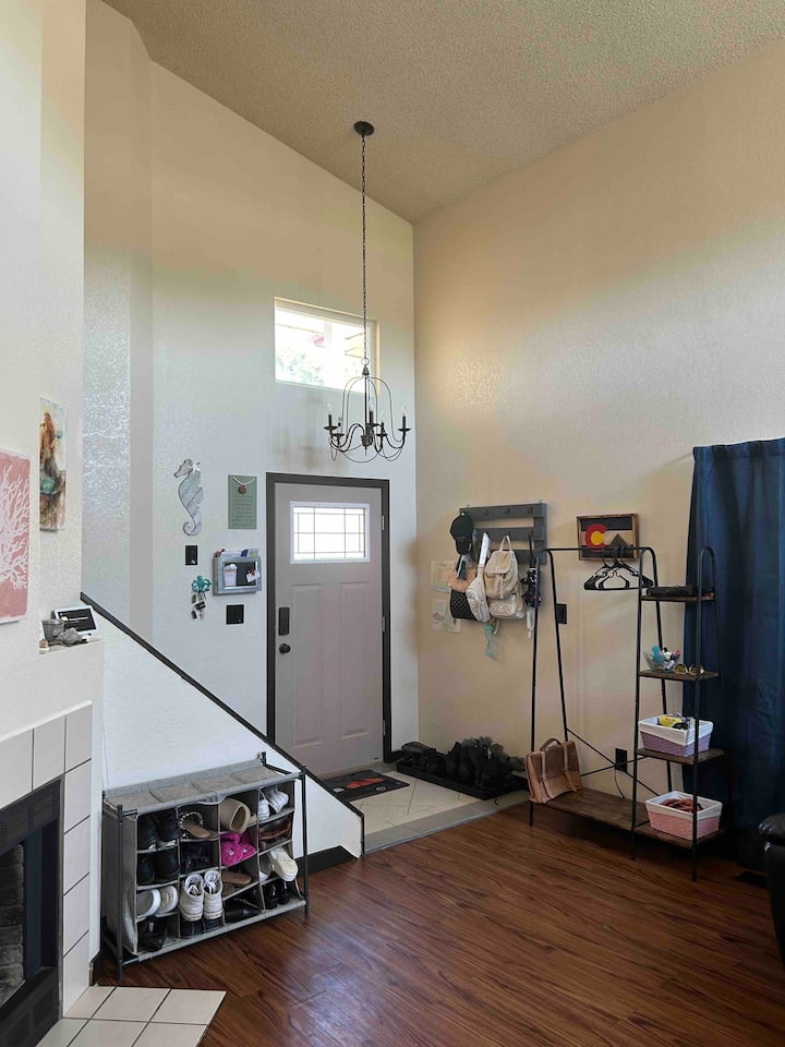 Comfy Private Room And Bathroom - Parker, CO