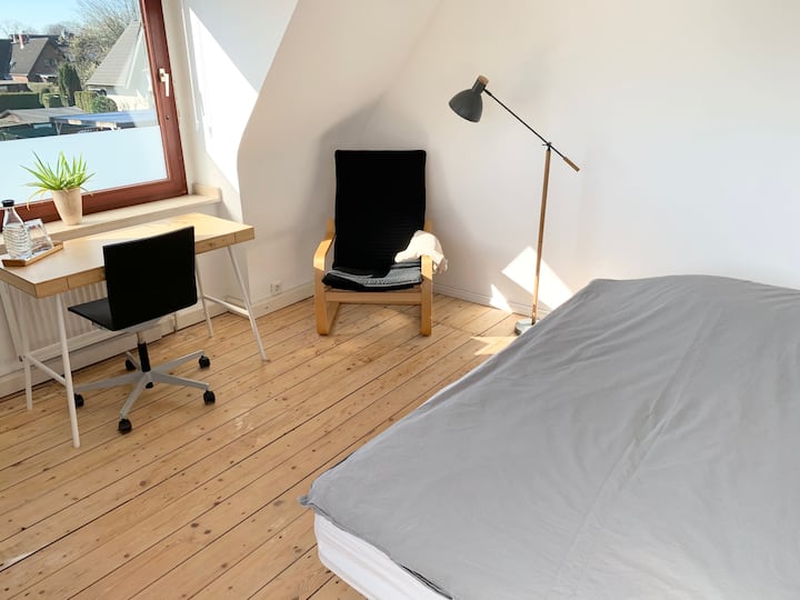 Cosy, Green, Close To Town And Highway - Krefeld