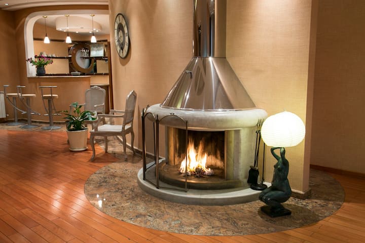 5 Br Penthouse With Private Lift - Géorgie