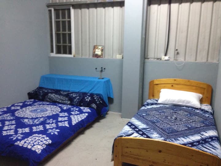 Gray Room- Independent 獨立 - 西螺鎮