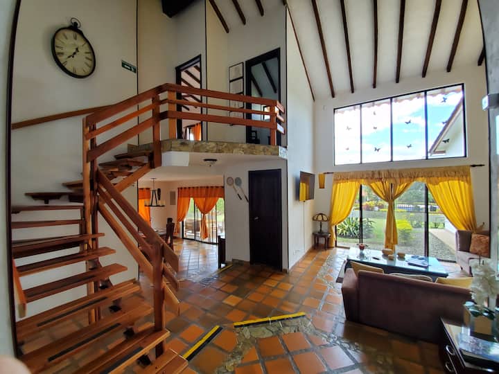 Mi Refugio 🏡 La Pasión De Un Amanecer Diferente💞 - Armenia, Colombia