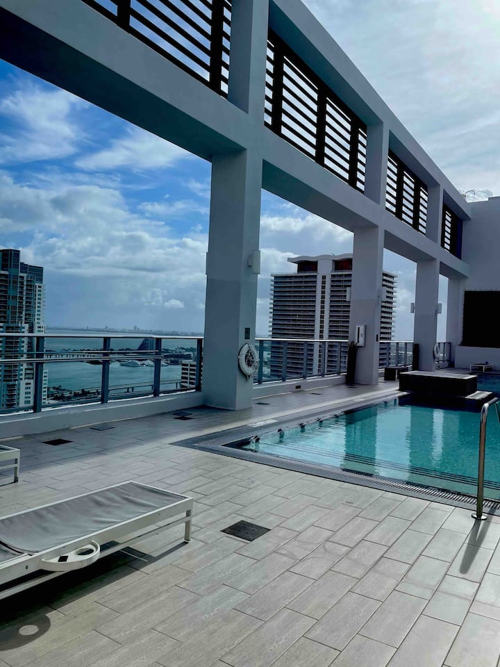 Modern Studio Space In The Heart Of Downtown Miami - マイアミ