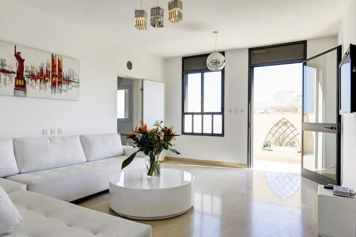 Bel Appart Récent De 110m2 Vue Mer - Telavive