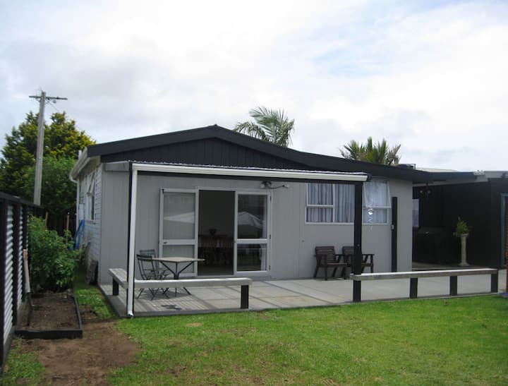 Whitianga Bach Walk To Town And Amenities. - Whitianga