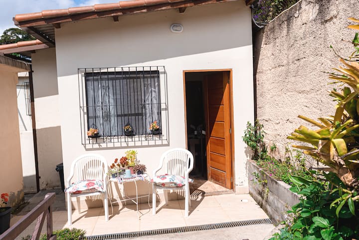 Mine Casa Na Serra!
Venha Aproveitar à Nossa Tere! - Teresópolis
