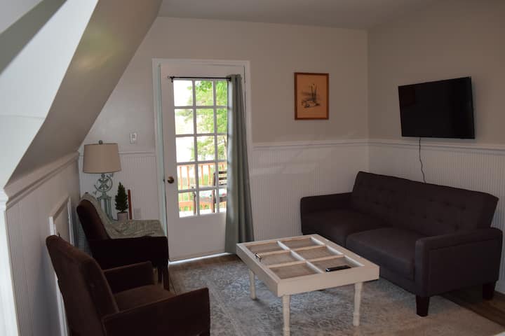 Fishing, Privacy, Pool--just 10 Mins To Beach/base - Surf City, NC
