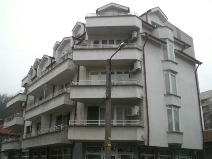 Quiet Apartment In The Center - Haskovo