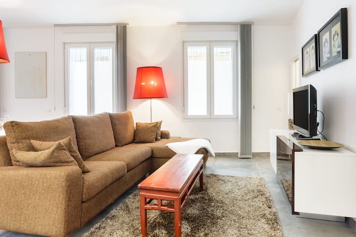 Cozy Apartment Wiht Pool And Wifi,alameda, Center - Seville