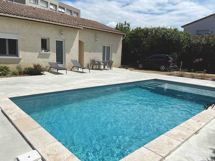 Jolie Villa De Plein Pied Climatisée Avec Piscine - Montélimar