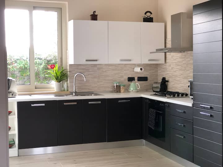 Villa Al Mare Con Spiaggia Privata - Roccella Ionica