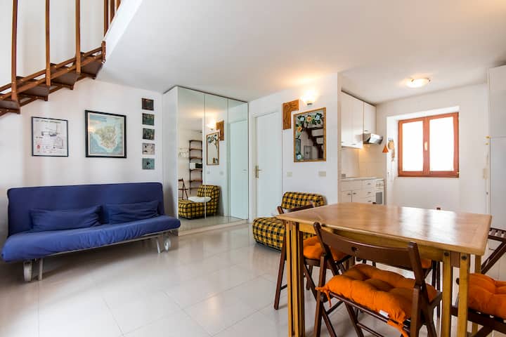 Town Centre Cosy And Cute Apartment - Carloforte