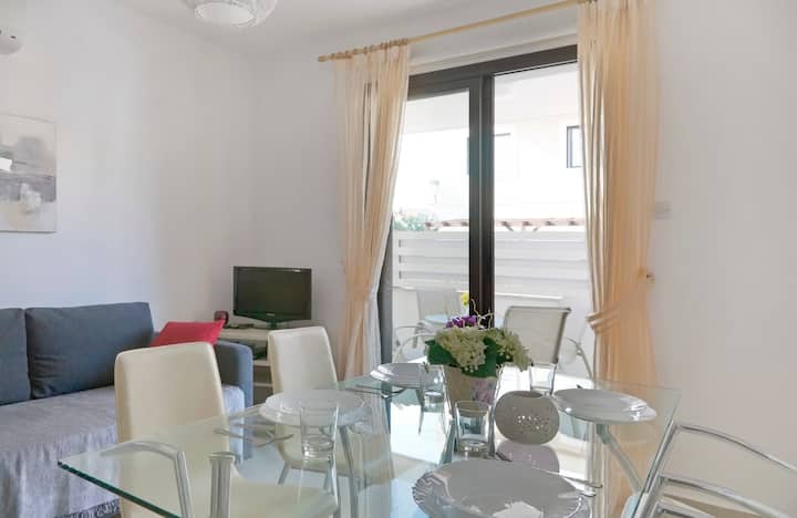 Cozy Family Apartment For Your Joyful Holiday - Famagusta