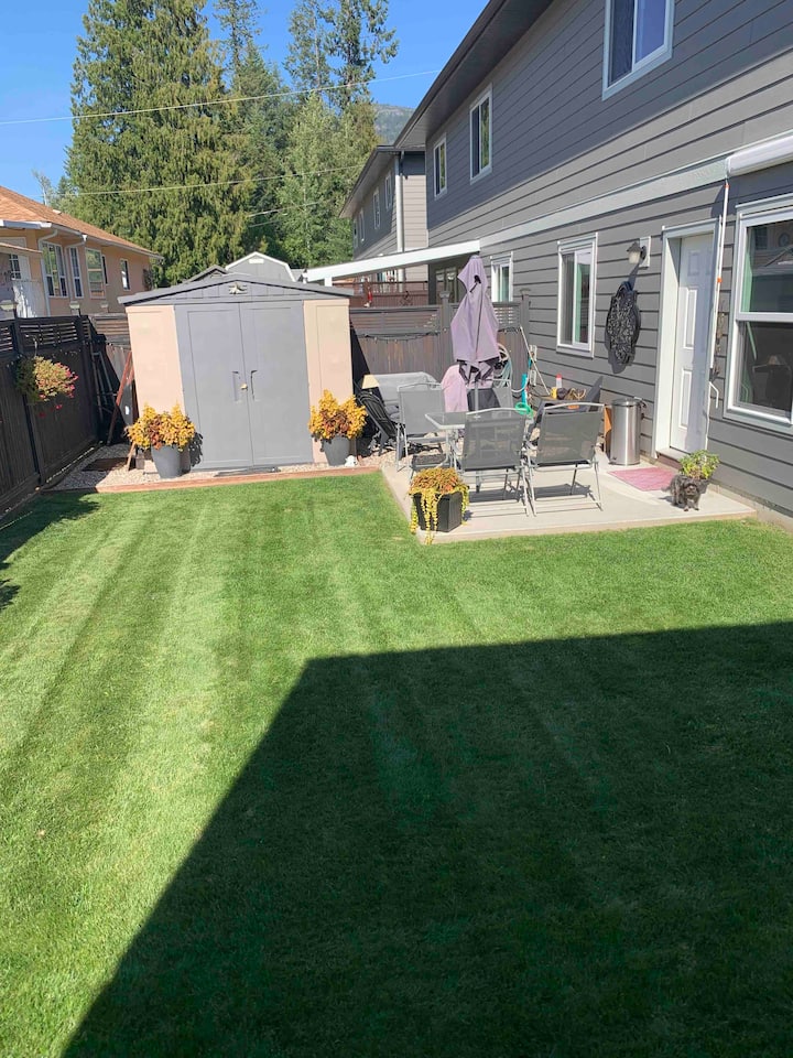 Beautiful 2 Bedroom Suite! - Crawford State Park, Metaline Falls