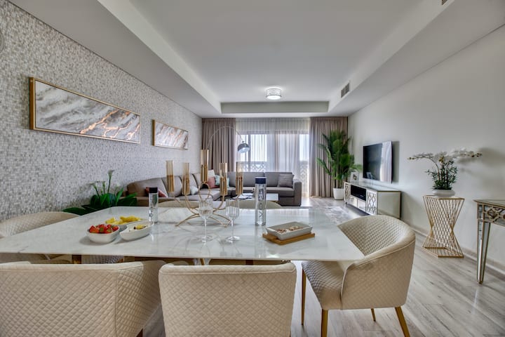 Modern 2 Bedroom | Full Sea View | Beach And Pool - Dubai