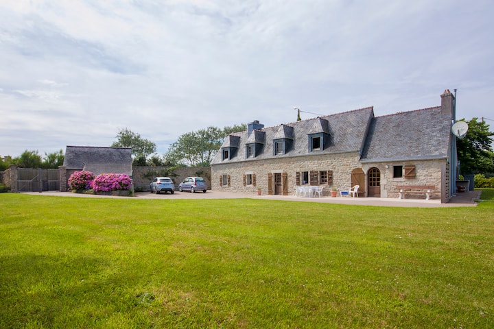 Ker Illav, Longère Bretonne - Cléder