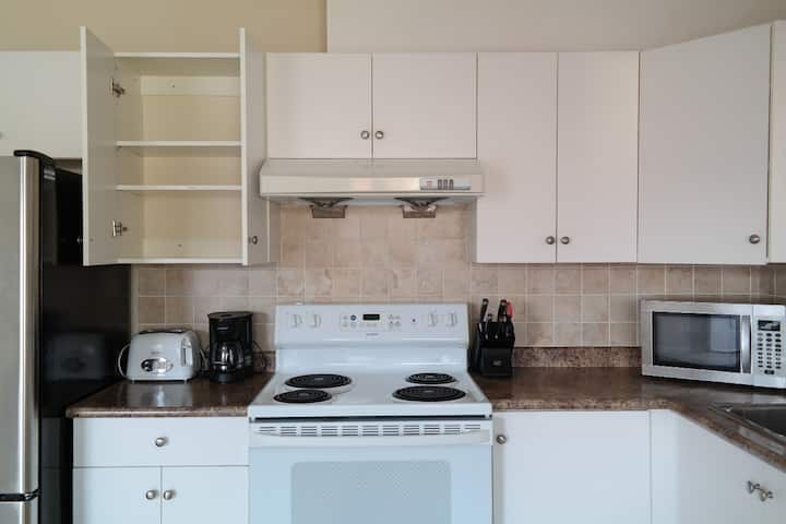 [East Van Escape] • Private Ensuite Bathroom • - Vancouver
