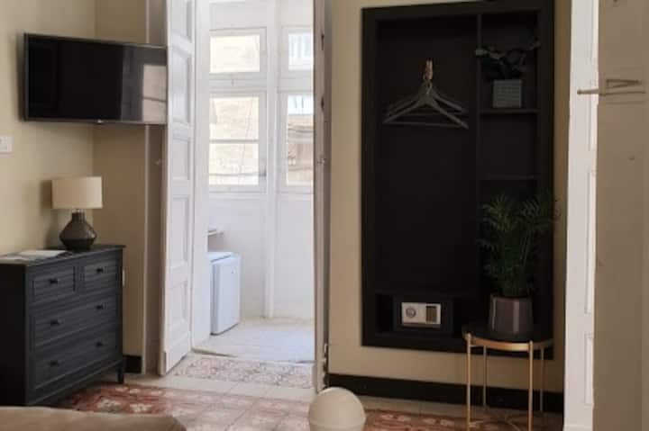 Valletta, Private Room With En-suite With Views - Valletta, Malta