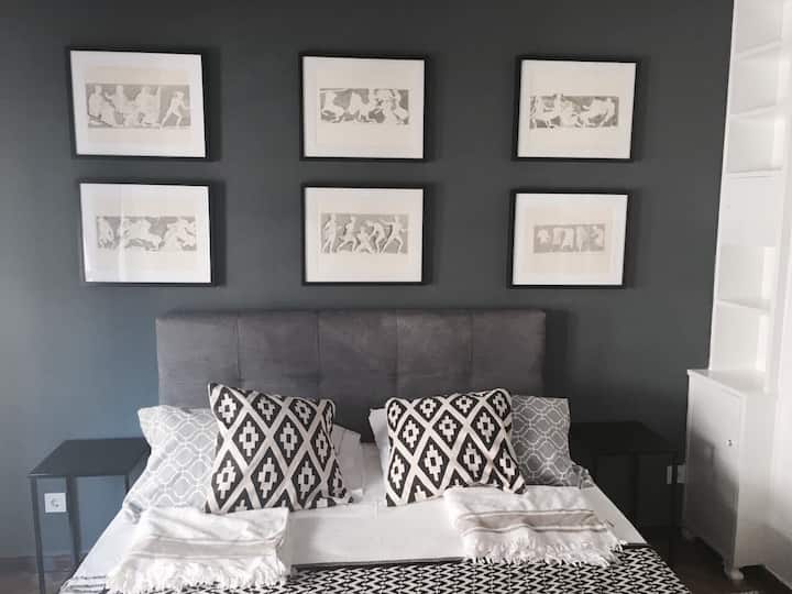 "The Prestige" Luxury Studio In Kolonaki Square - Athens