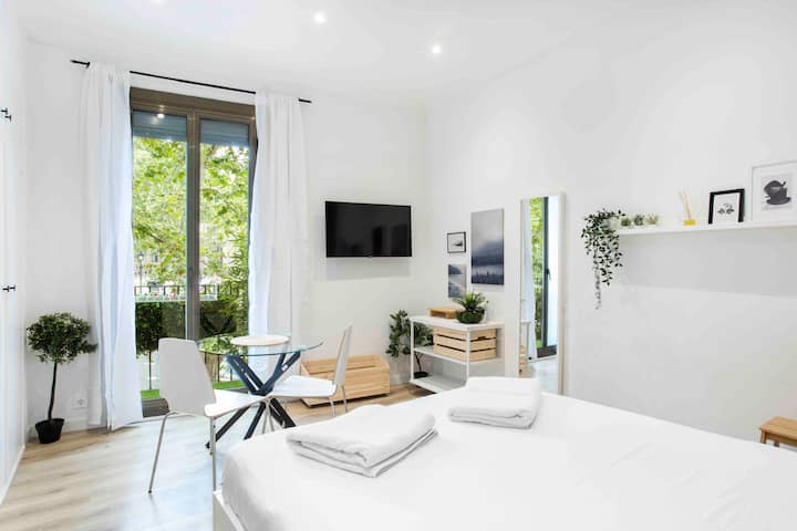 Brand New Charming Flat With Balcony (2) - Barcelona