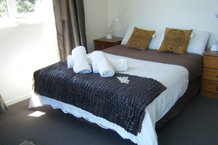 Queenstown Airport 2 Bdrm Guesthouse Appartment - Queenstown, New Zealand