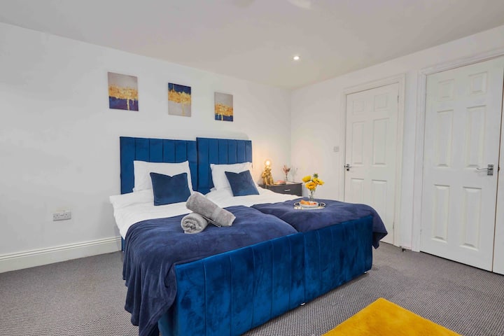 𝟑 𝐁𝐞𝐝𝐬 | Family & Work Relocations / Wifi - Leeds