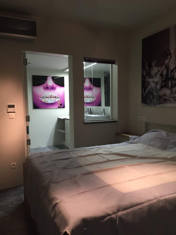 Place To Be With Nice Outside Space To Chill - Brugge