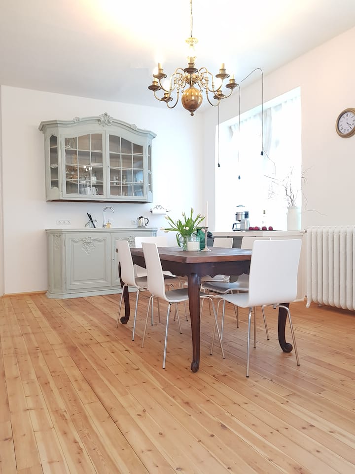 Beautiful Apartment In A Historic Townhouse - Kaiserslautern