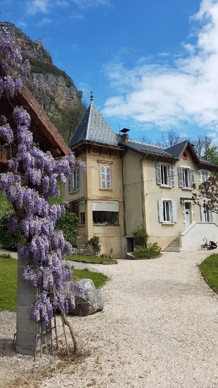 Maison De Maître De Caractère A Louer. - Chaley