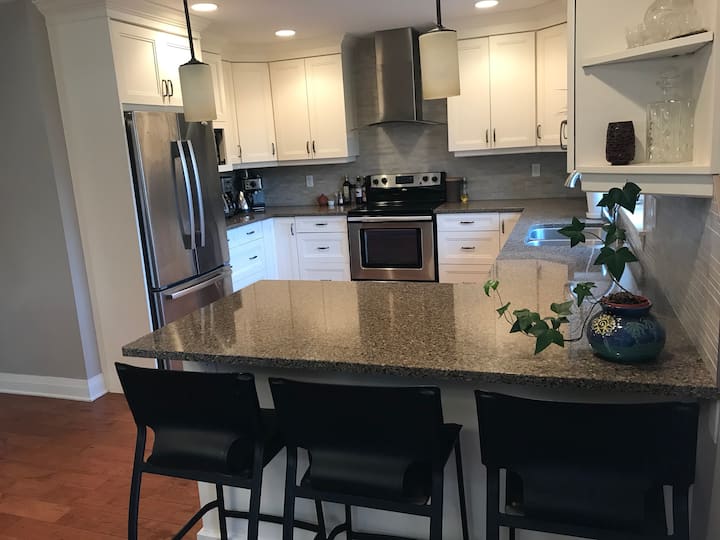 Character Home In Old South - Wortley Village Area - London, Ontario