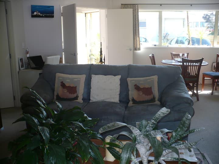 Near New Very Comfy Home - Tauranga