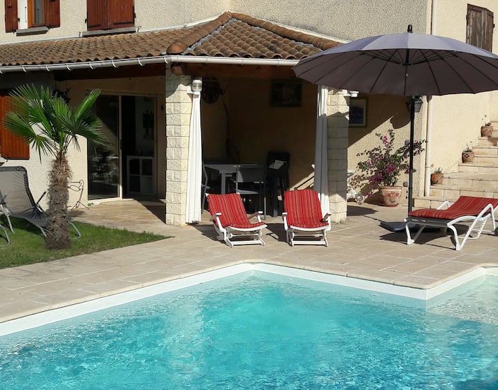 Studio Calme,  Accès Piscine Et Proche Commodités - L'autel d'Hadrien