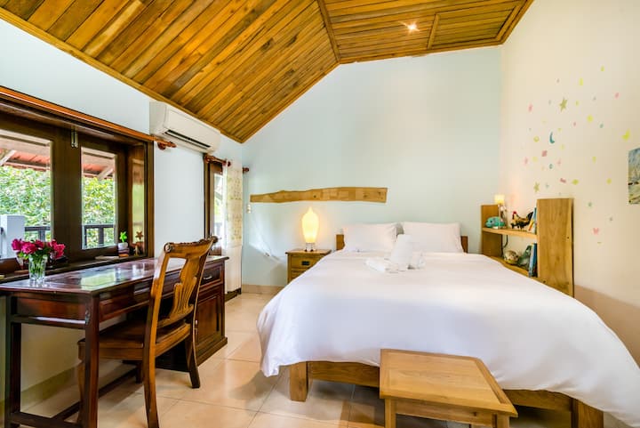 Pinehill Tu Hieu Hue Homestay Meditation 4 - Vietnam