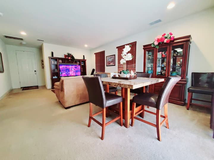 Cozy House With Mt. Rose View - Reno