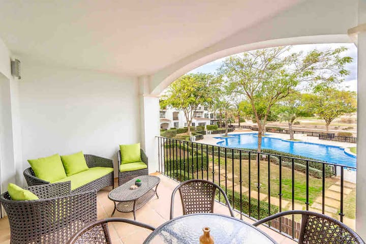 Stylish First Floor Apartment, Pool & Golf Views - Torre-Pacheco