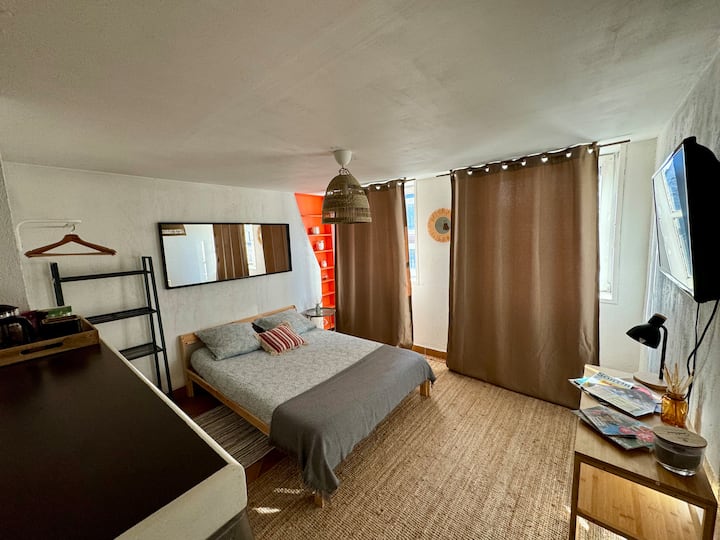 Studio Vieux-lille •Rue Royale • Grand-place 3 Min - Lille