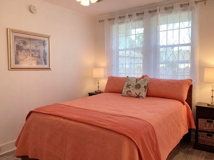 Jax Beach Retreat/steps To Beach/pet Friendly2b - Ponte Vedra Beach, FL