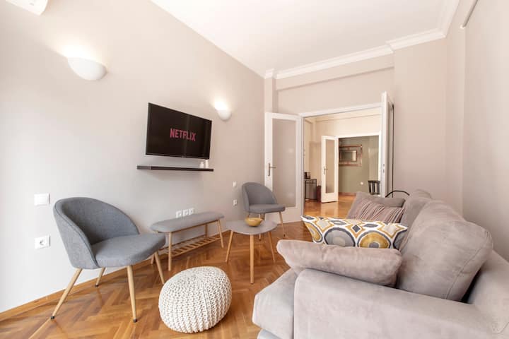 4bdr Apartment One Min To Victoria Metro - Athen