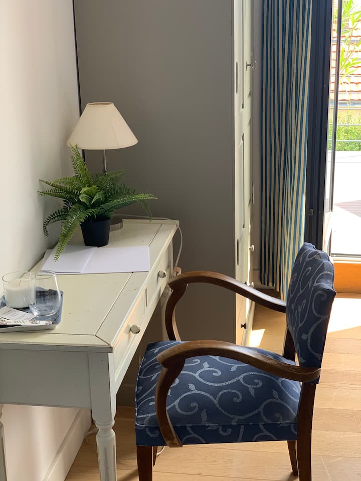 Très Belle Chambre "Marine" Lumineuse Avec Balcon - Pornic