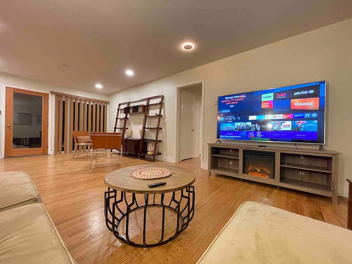 Simple & Sleek · Focus Space + Outdoor Dining - Santa Clara, CA