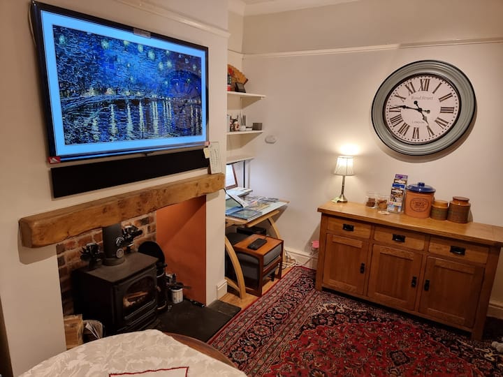 Victorian Cottage With Garden - Central Buxton - Buxton, UK