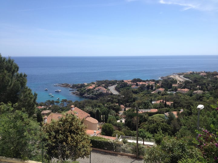 Villa Aux Issambres ,Vue Exceptionnelle Sur La Mer - French Riviera