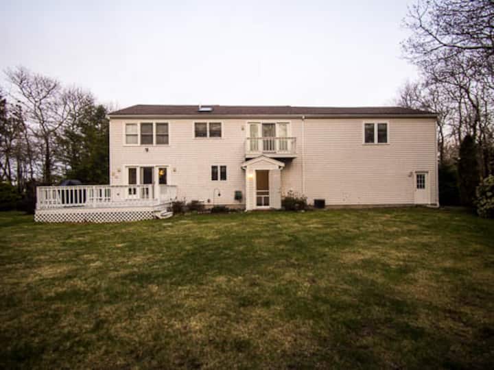 Cozy Basement 2bd Appt With Parking - Old Silver Beach, MA