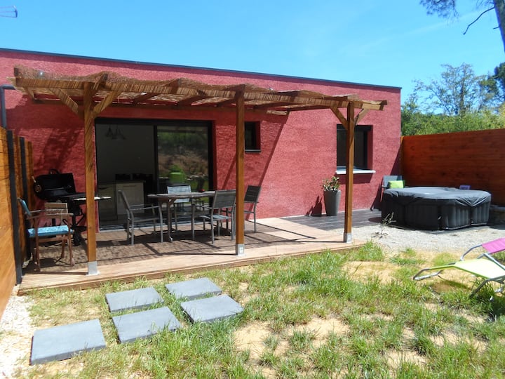 Gîte Au Vert Avec Jacuzzi Privatif ☆☆☆ - Salavas